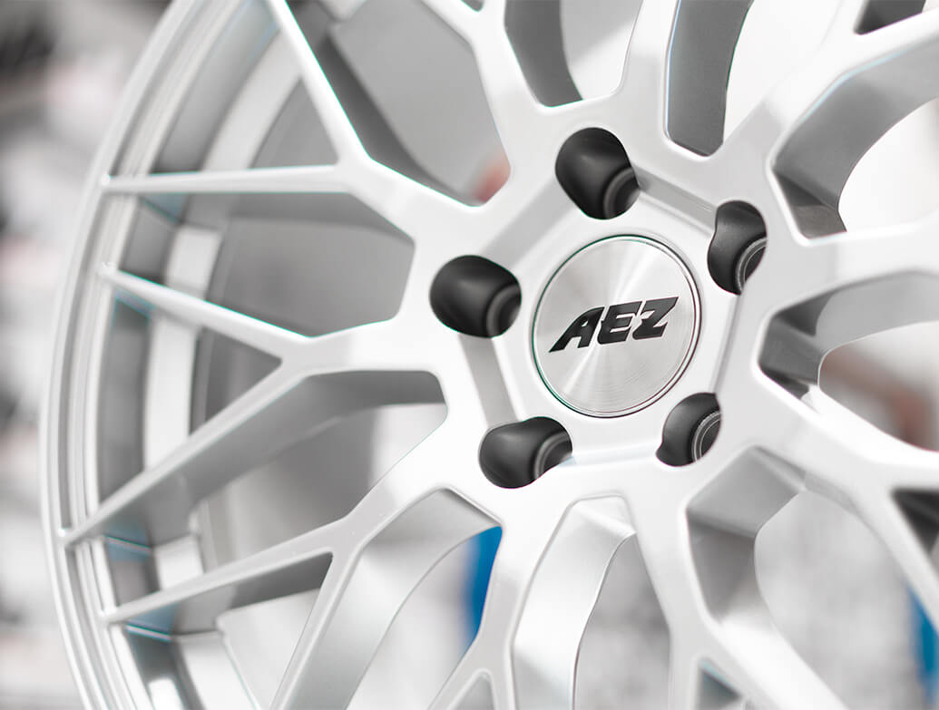 AEZ Crest - 19 Hyper Silver Wheel Tyres - 5x112 - Vanstyle