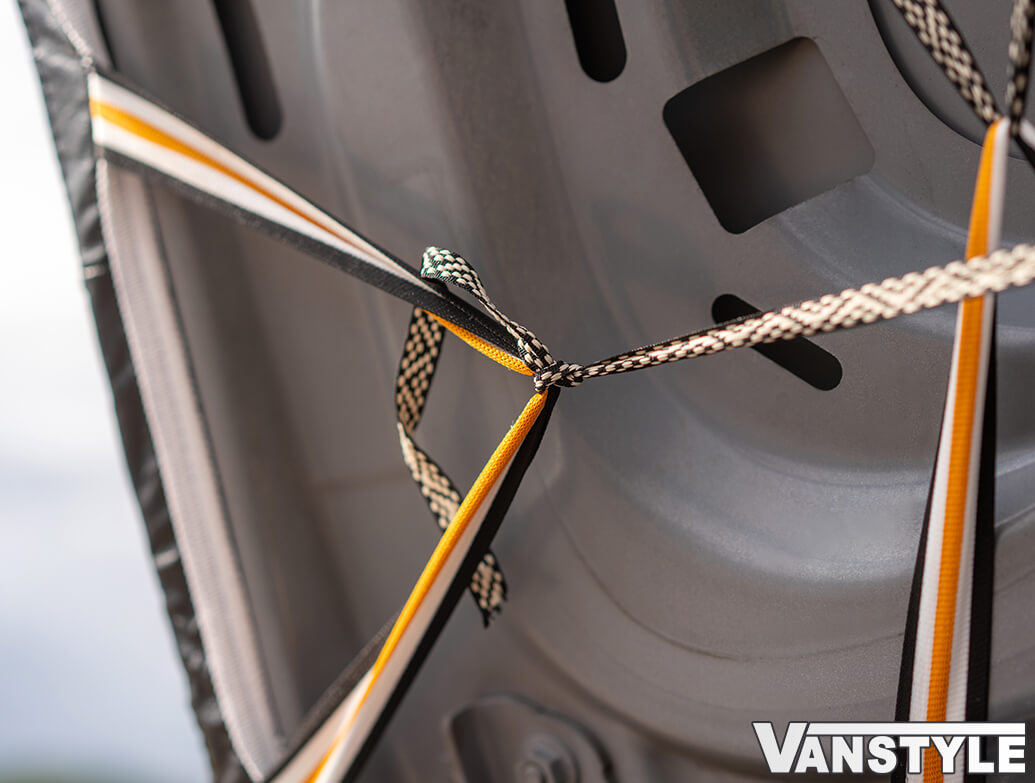 Diamond Effect Full Length Bonnet Bra - VW Caddy 10 15 - Vanstyle