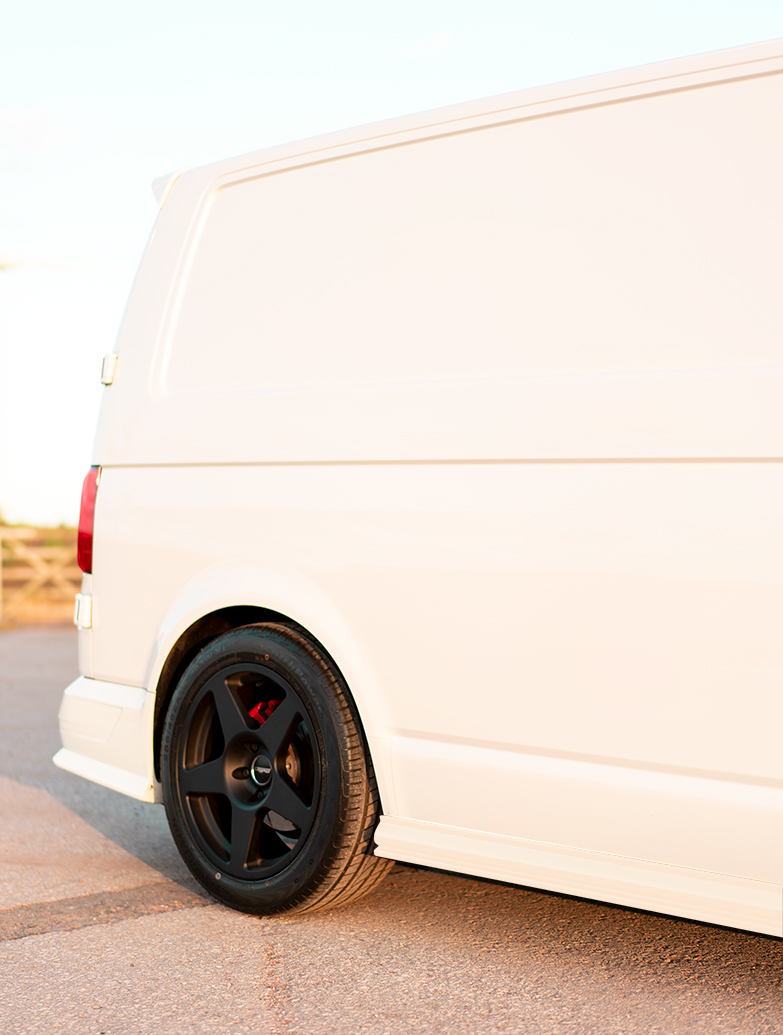 RDX Side Skirts 'Edition' Style - VW T6 Transporter SWB 15 - Vanstyle