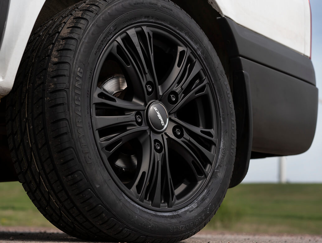 Calibre Odyssey 18” Matt Black - Ford Transit Mk6 7 - Vanstyle