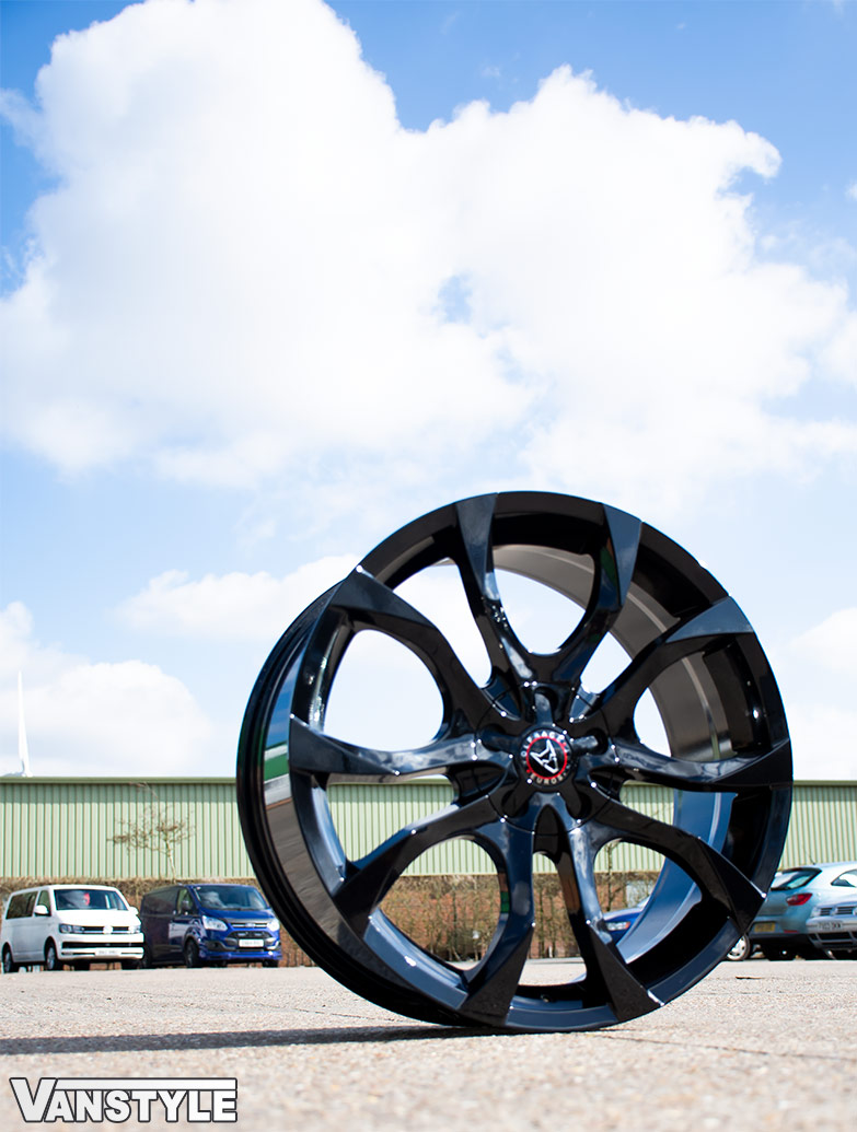 Wolfrace Assassin Gloss Black 20 Wheel Tyre Set - VW T5 T6 - Vanstyle