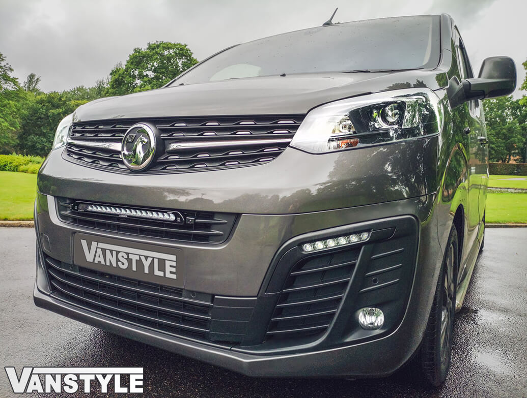 Lazer Lamp Linear 18 grille mount kit - Dispatch Expert Vivaro - Vanstyle